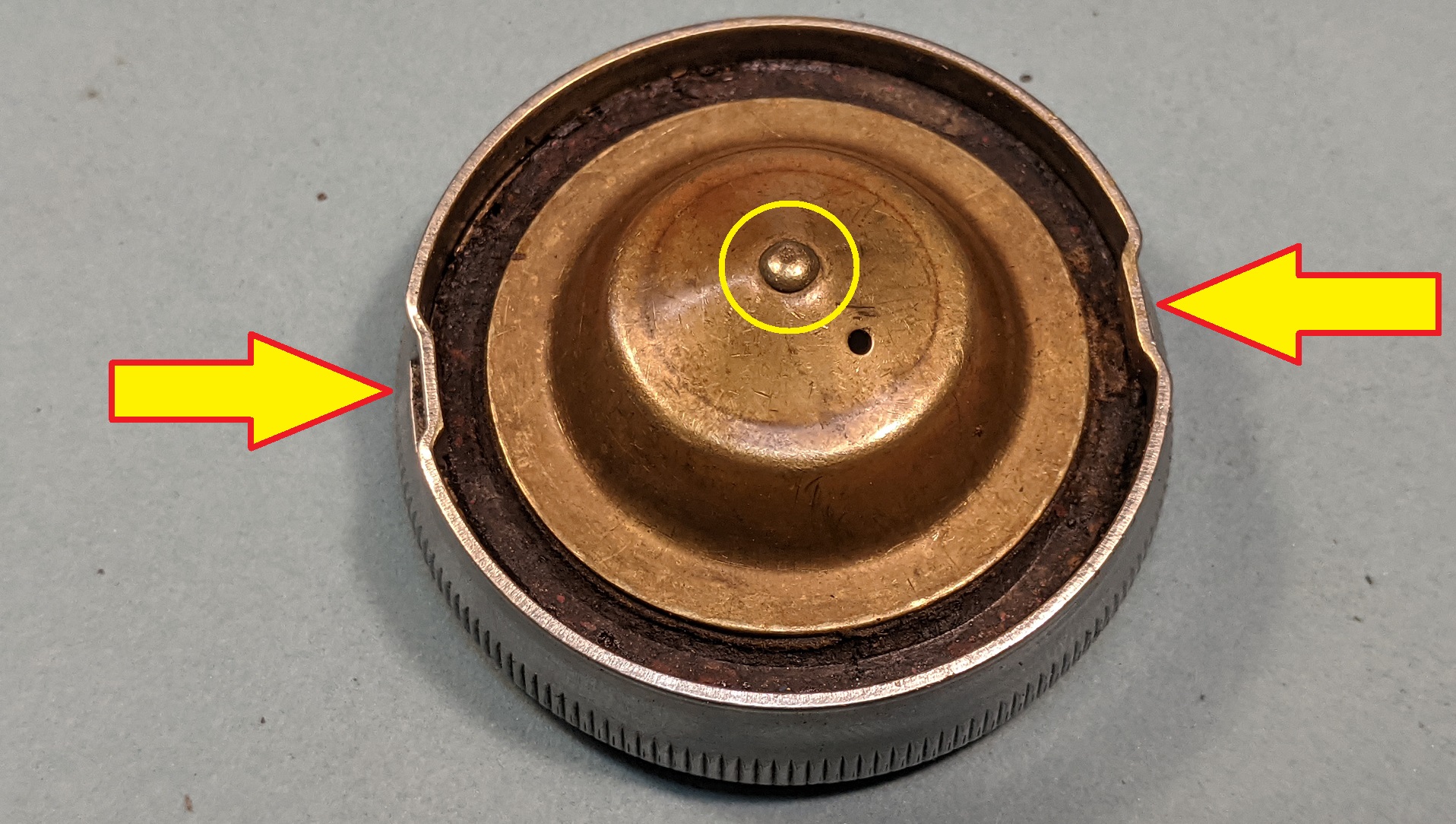 Packning till tanklocket på NV 11 - Classic Motor