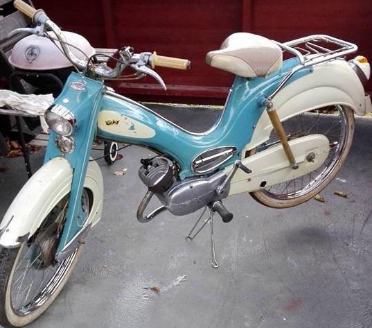 Modell och årsmodell på Vicky - Classic Motor