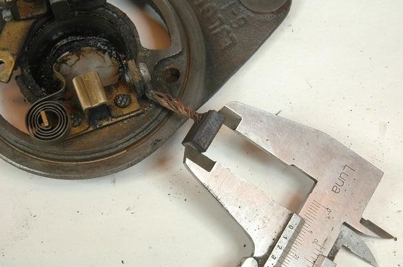 Var hittar man kol till elmotorer? - Classic Motor