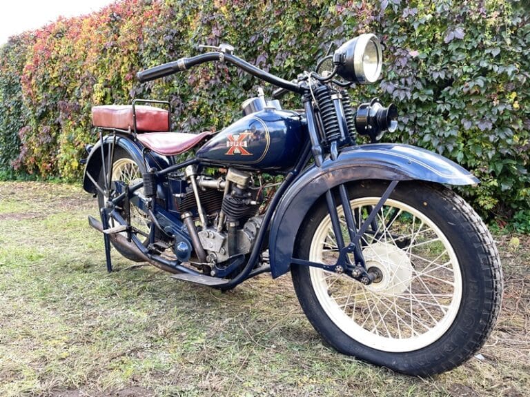 Unika motorcyklar säljs - Classic Motor