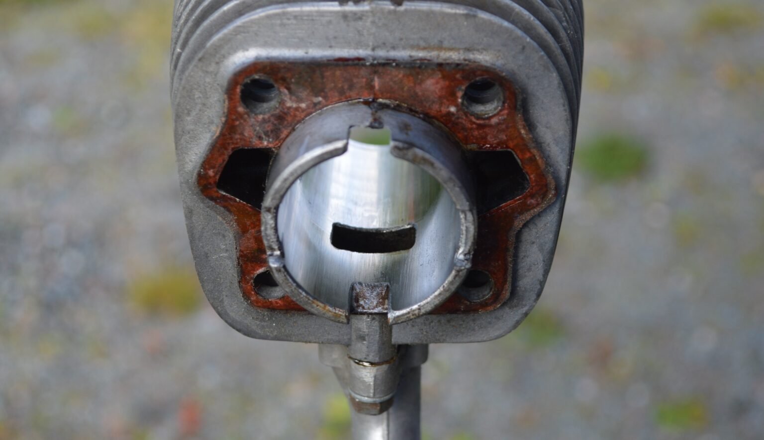 Särskild kolv och kolvring i kromad cylinder? - Classic Motor