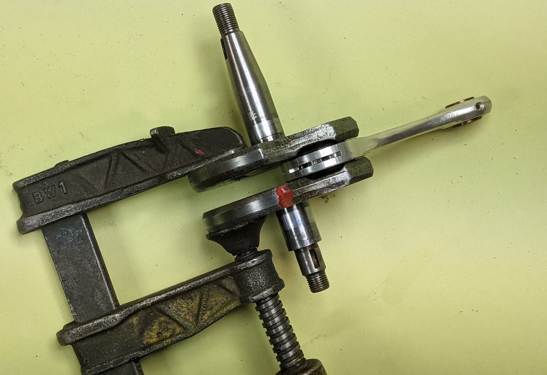 Rikta vevaxel till Sachs - Classic Motor